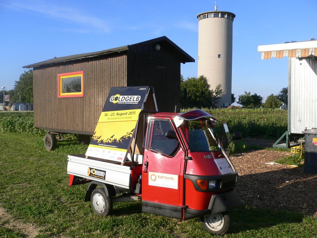 2011 Entstehung - Goldgelb-ape - GOLDGELB - Festival im Sonnenblumenfeld